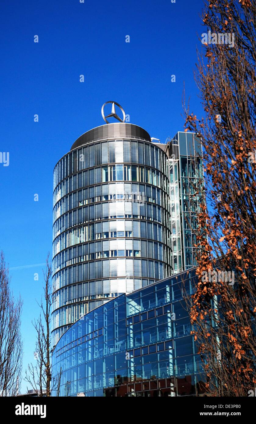 Mercedes benz munich hi-res stock photography and images - Alamy