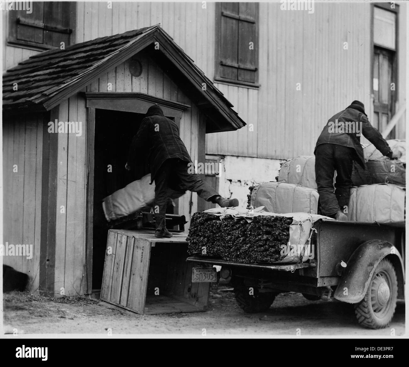 Vintage pick up Black and White Stock Photos & Images - Alamy