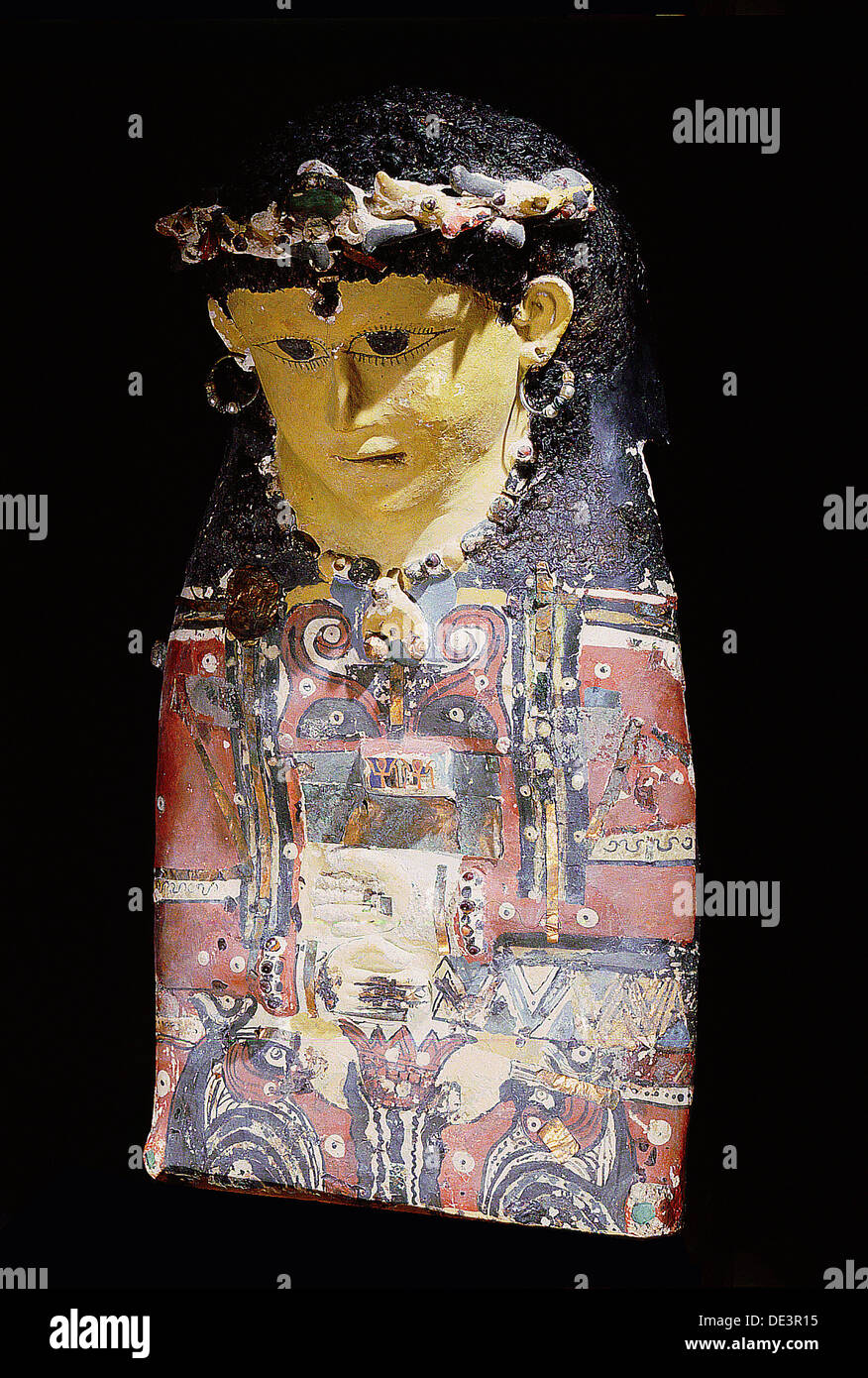 Female mummy mask hi-res stock photography and images - Alamy