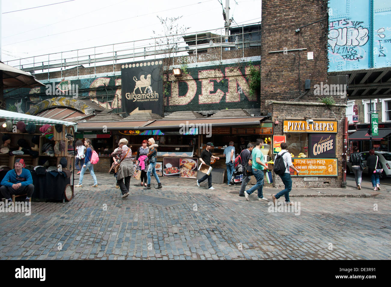 Camden lock stables market hi-res stock photography and images - Alamy