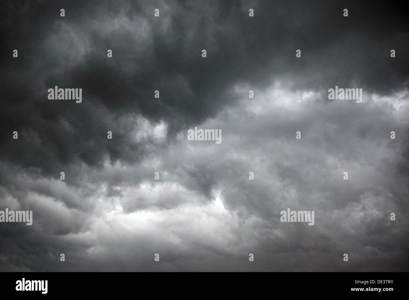 Severe sky hi-res stock photography and images - Alamy