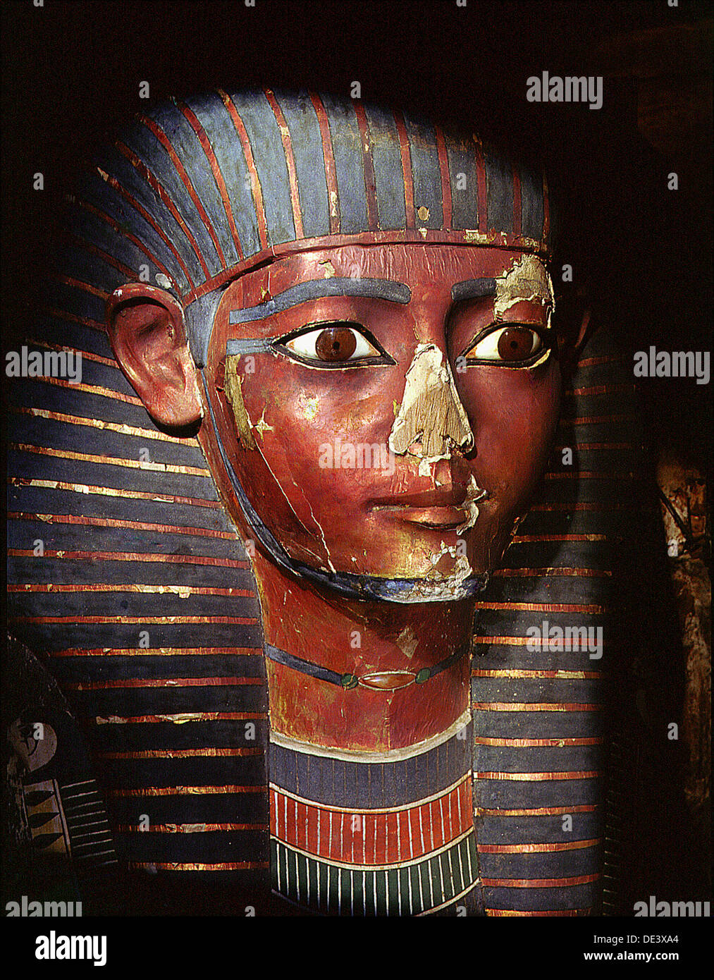 Mummiform hi-res stock photography and images - Alamy