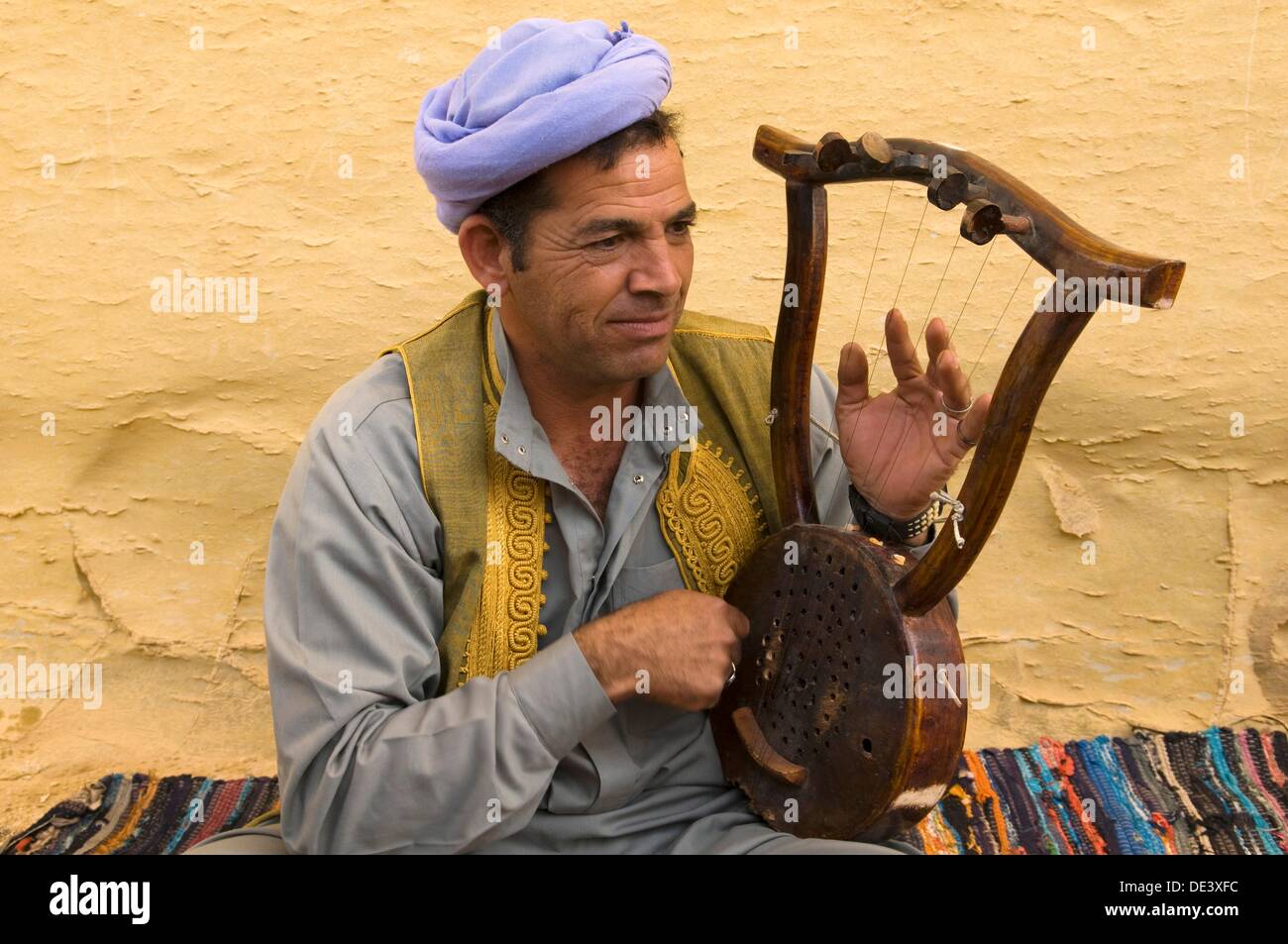 Egypt Harp Stock Photos & Egypt Harp Stock Images - Alamy