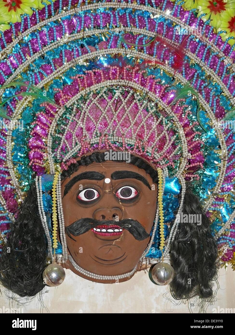 Ancient mask asia museum hi-res stock photography and images - Alamy