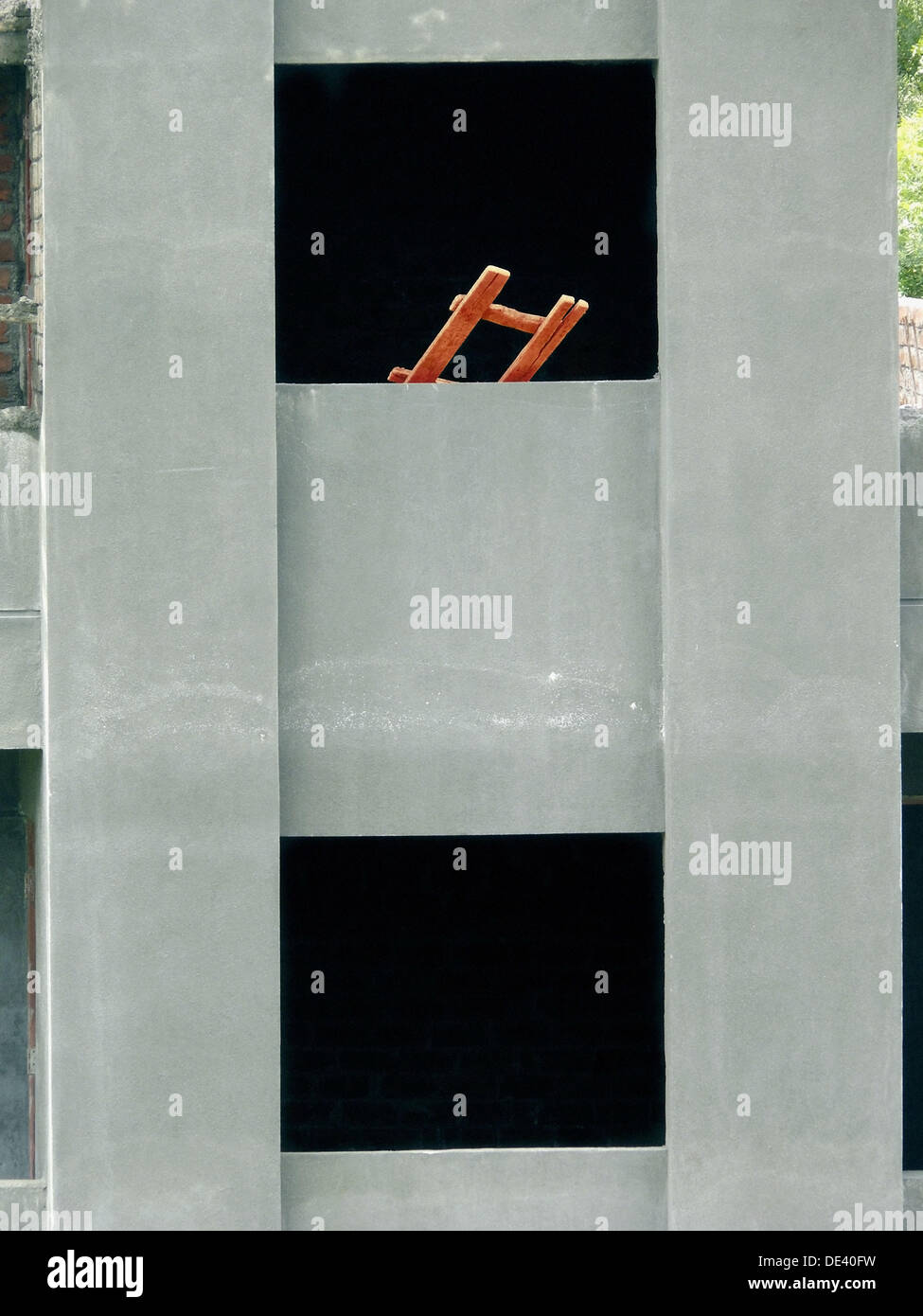 Lean against window frame hi-res stock photography and images - Alamy