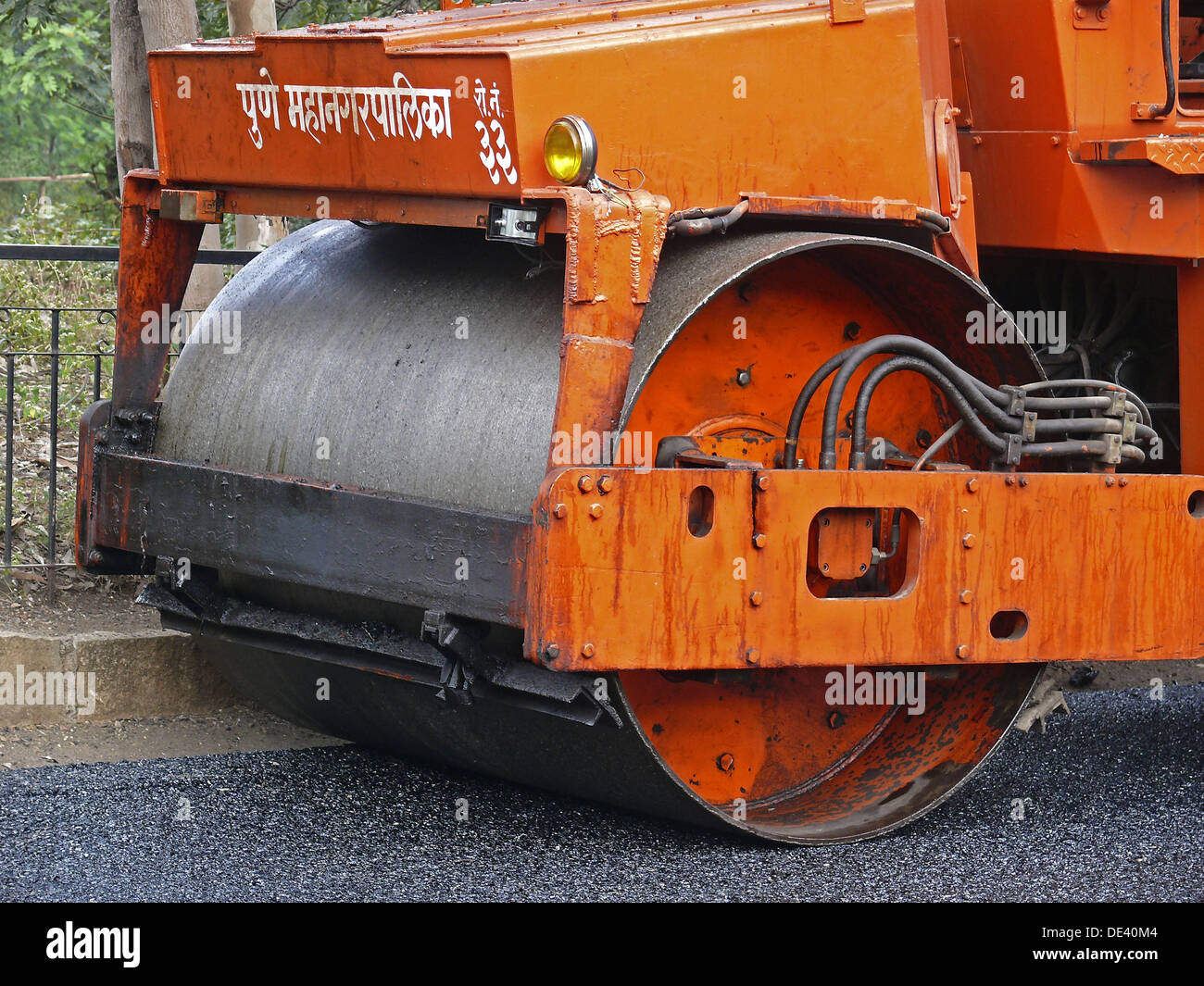 Road roller india hi-res stock photography and images - Alamy