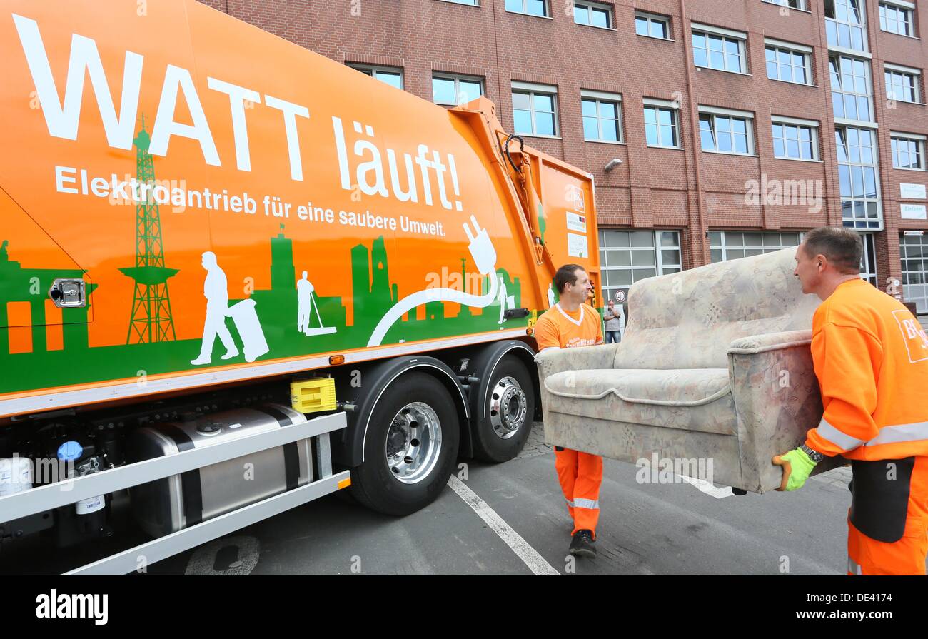 Berlin, Germany. 11th Sep, 2013. Bulky trash is loaded into a new ...