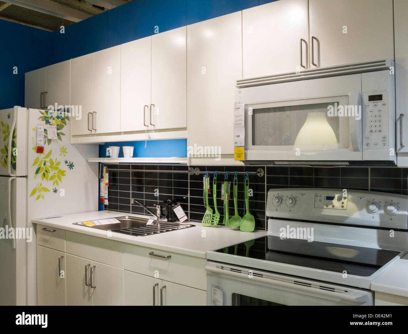 Ikea kitchen counter cabinet display hi-res stock photography and ...