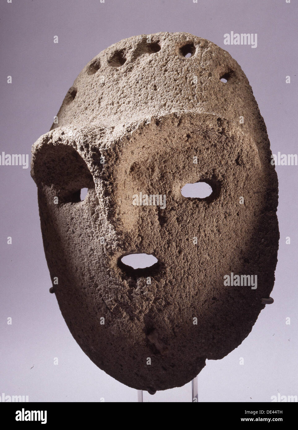 Stone mask hi-res stock photography and images - Alamy