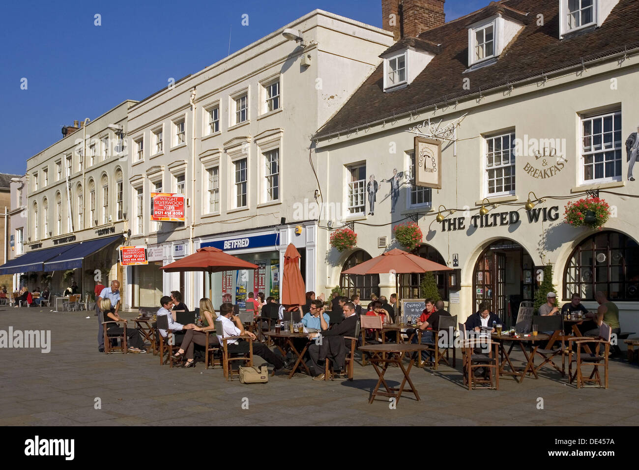 Warwick town square hi-res stock photography and images - Alamy
