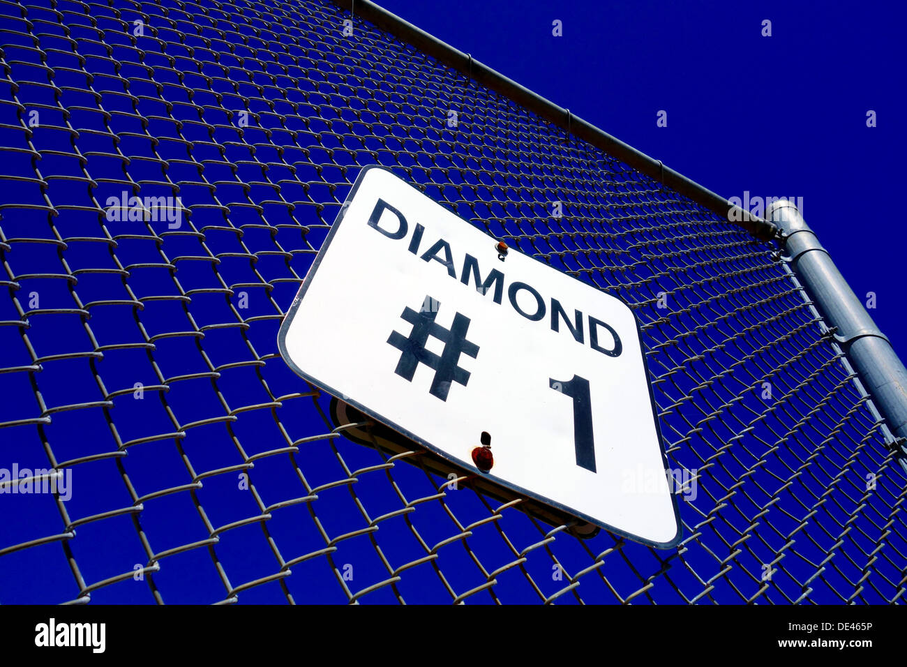 Diamond fence hi-res stock photography and images - Alamy