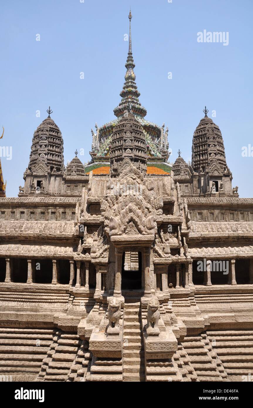Angkor wat phra kaew hi-res stock photography and images - Alamy