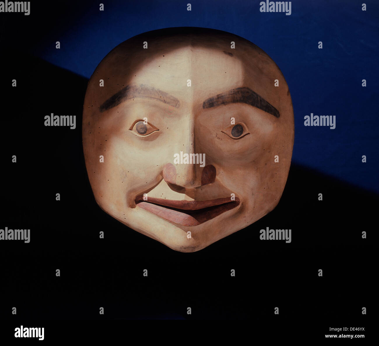 Native american moon mask hi-res stock photography and images - Alamy