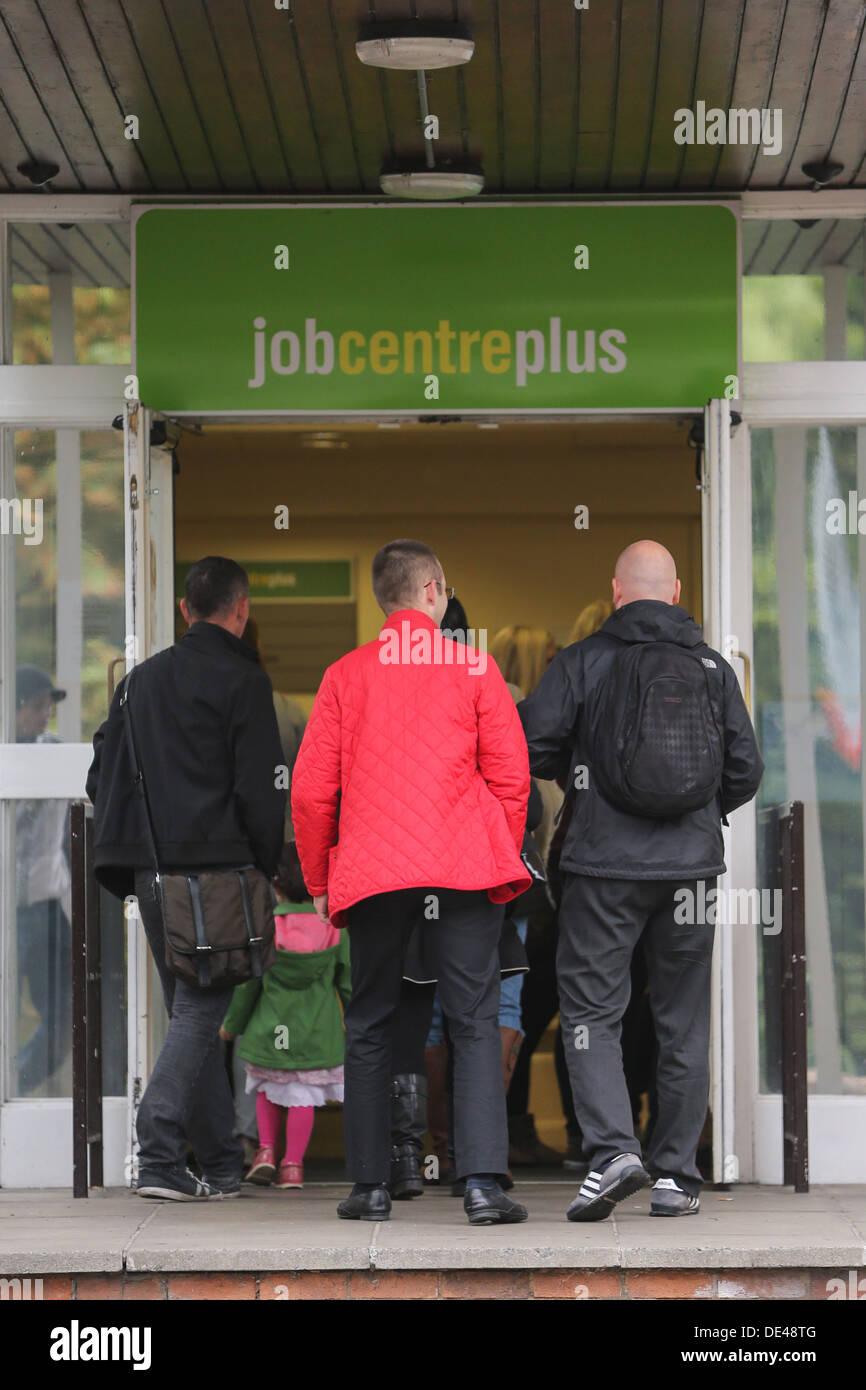 Dole queue hi-res stock photography and images - Alamy