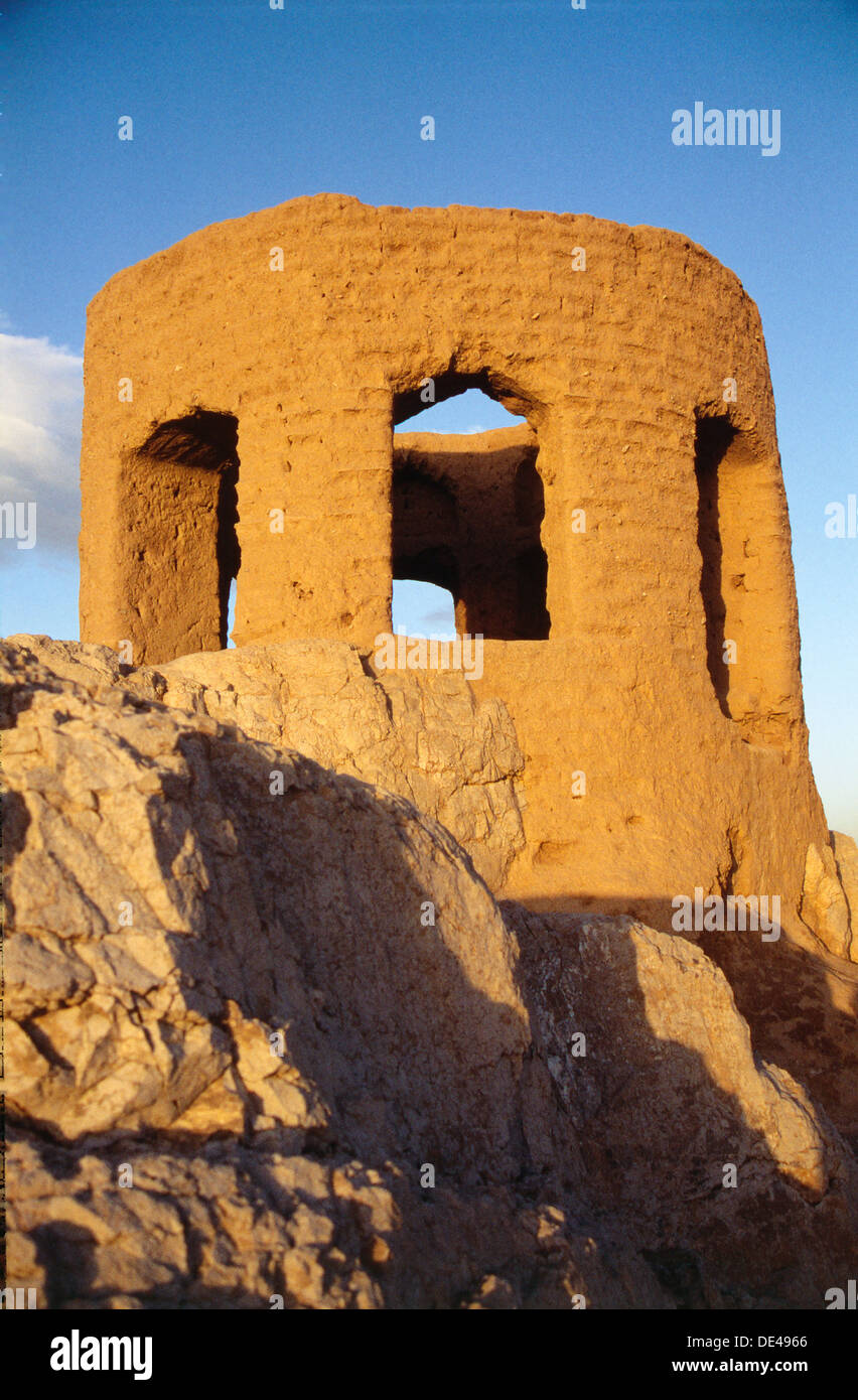 Fire temple isfahan hi-res stock photography and images - Alamy