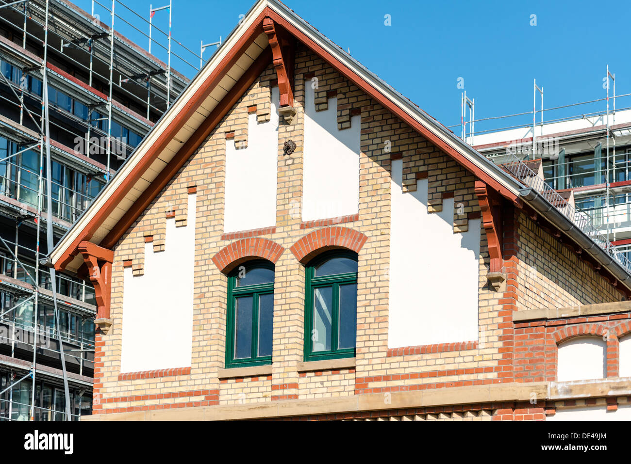 Restoring brick work hi-res stock photography and images - Alamy