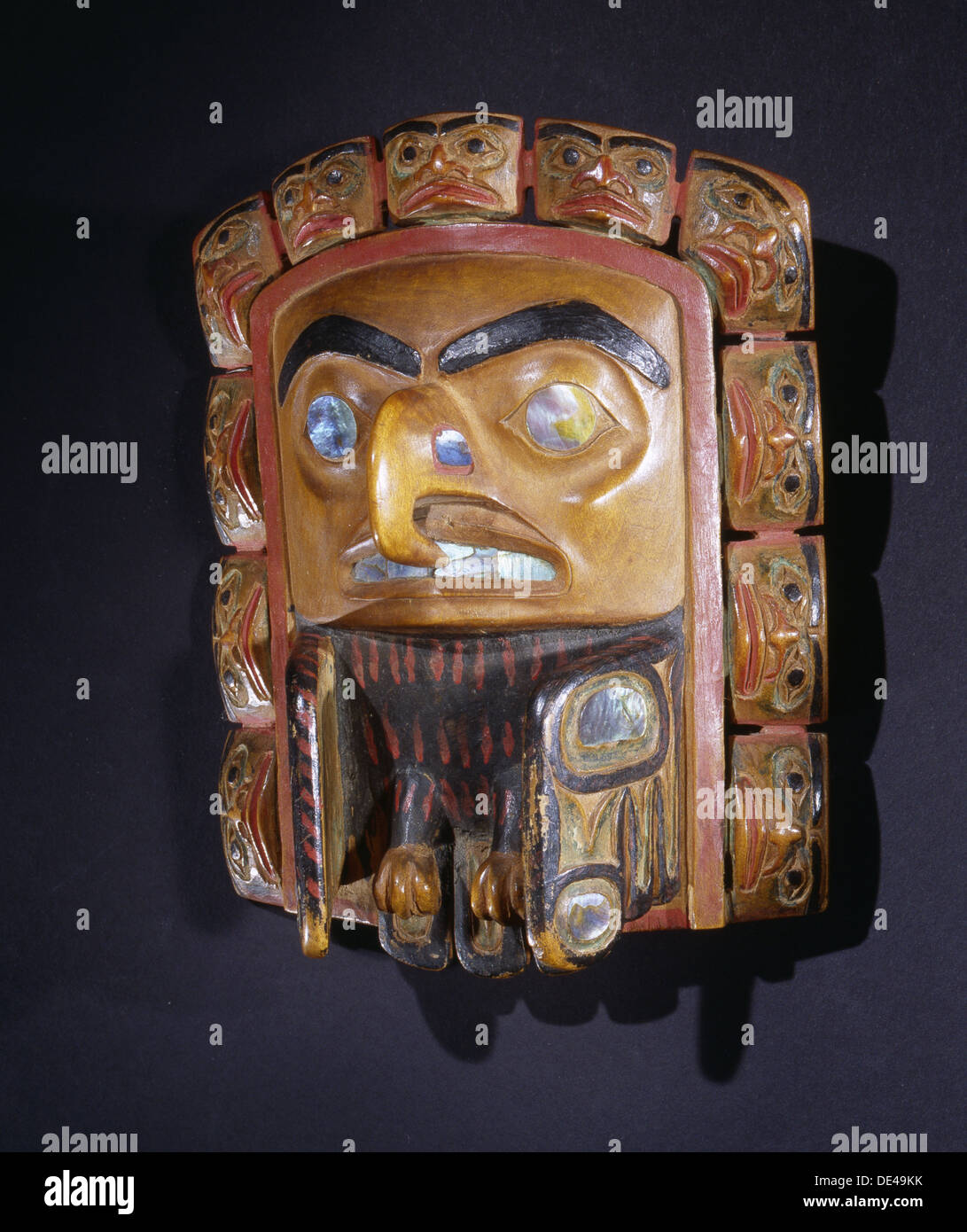 Headdress frontlet hi-res stock photography and images - Alamy