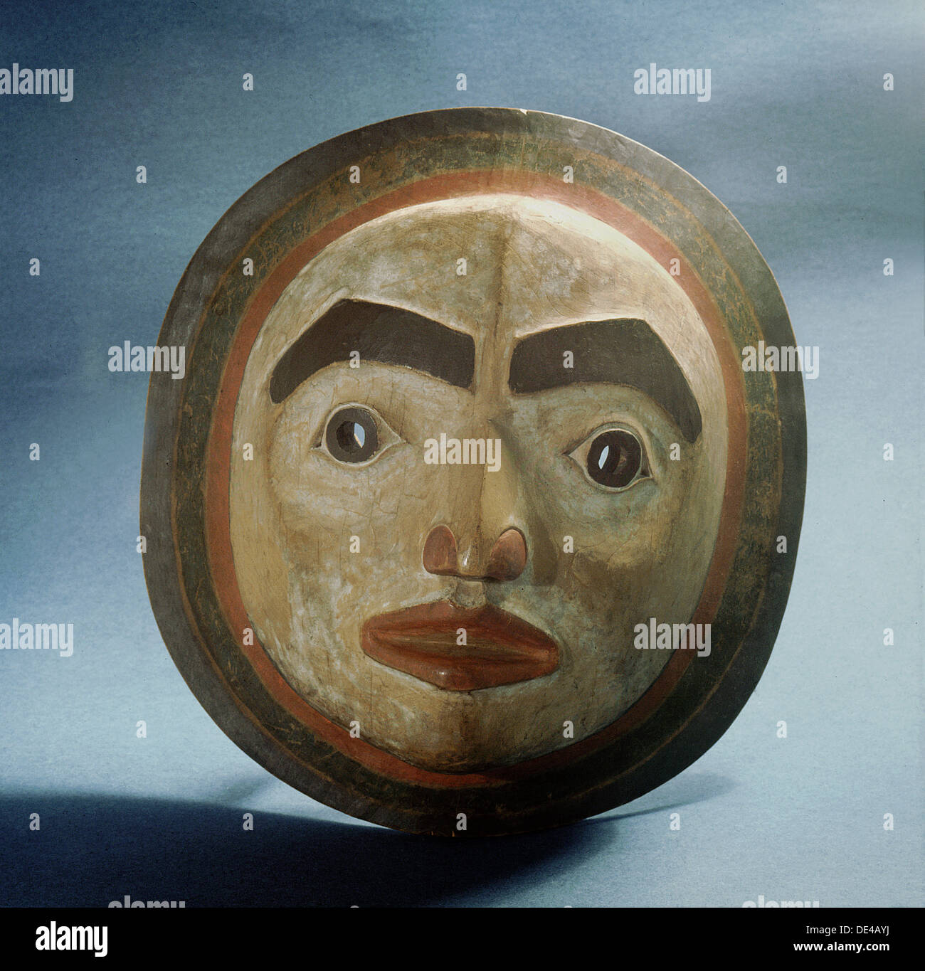 Native american moon mask hi-res stock photography and images - Alamy