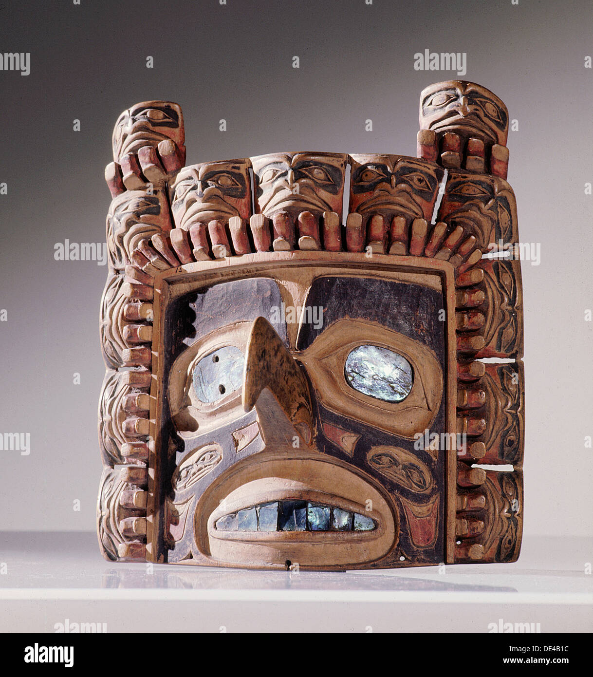 Tsimshian indian hi-res stock photography and images - Alamy