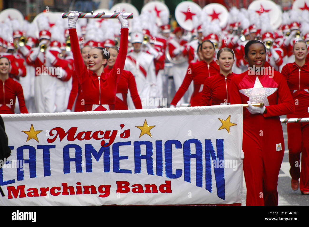 Nyc marching hi-res stock photography and images - Alamy