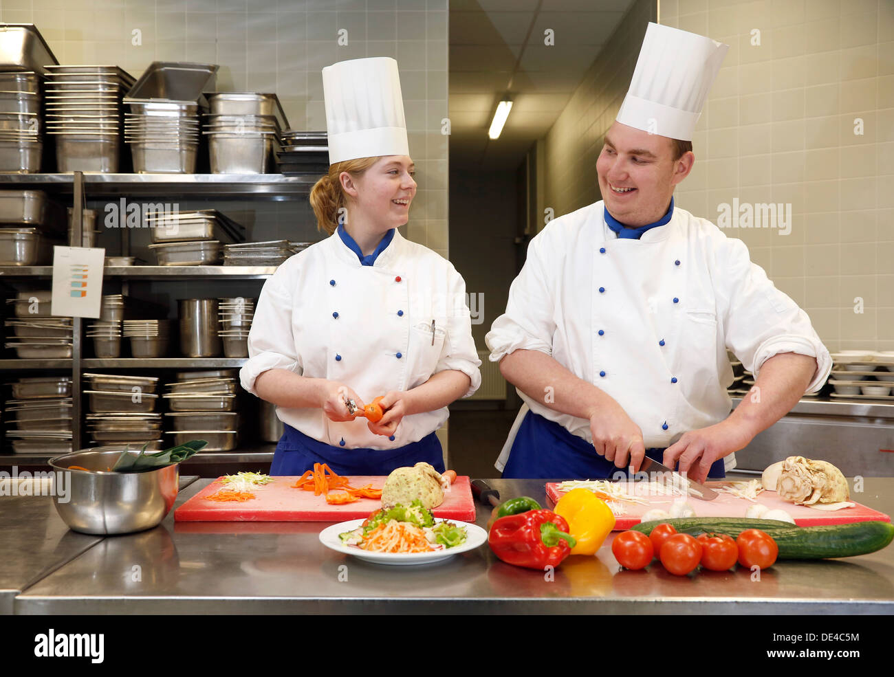 Reportage chef hi-res stock photography and images - Alamy