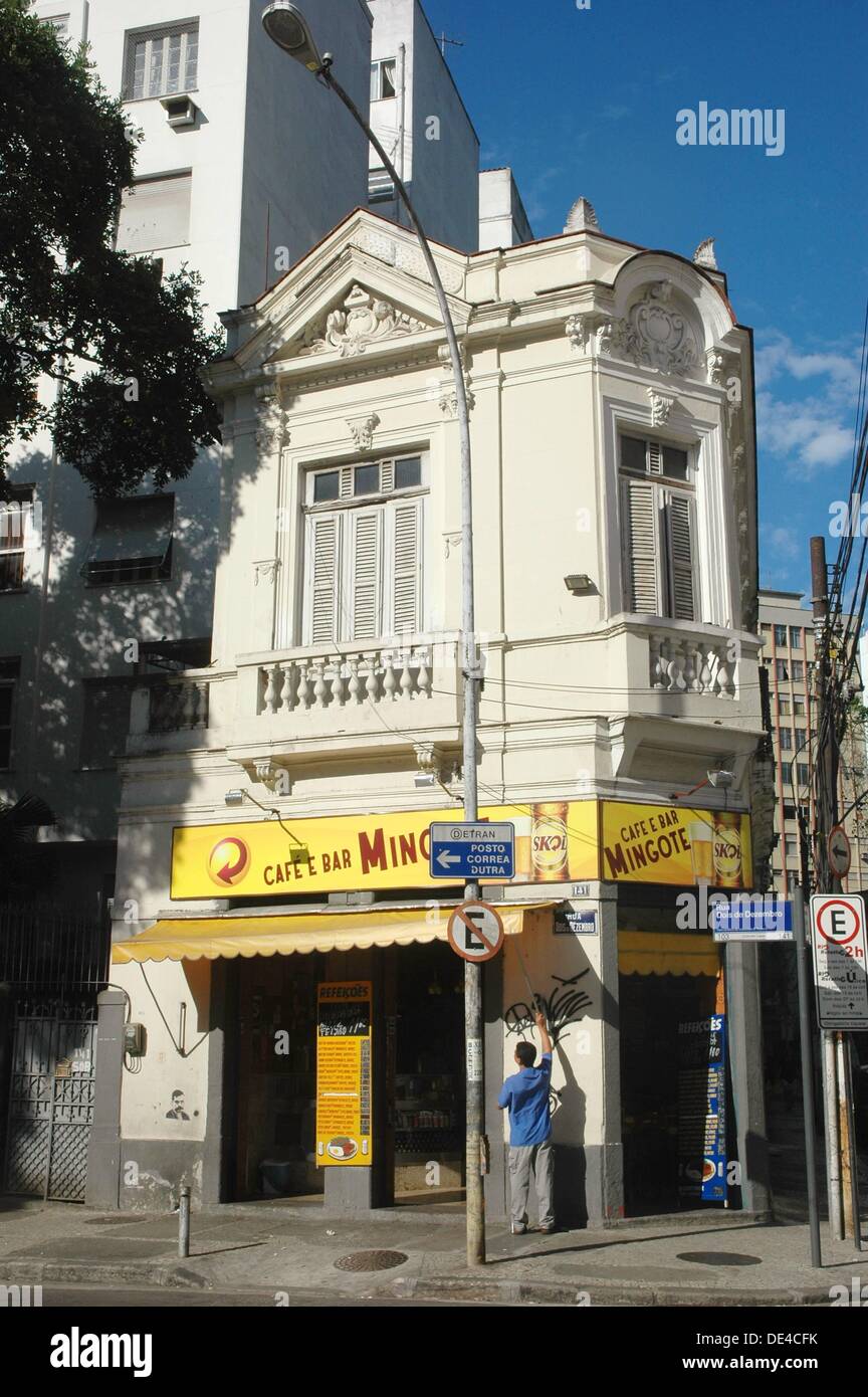 Neighborhood catete hi-res stock photography and images - Alamy