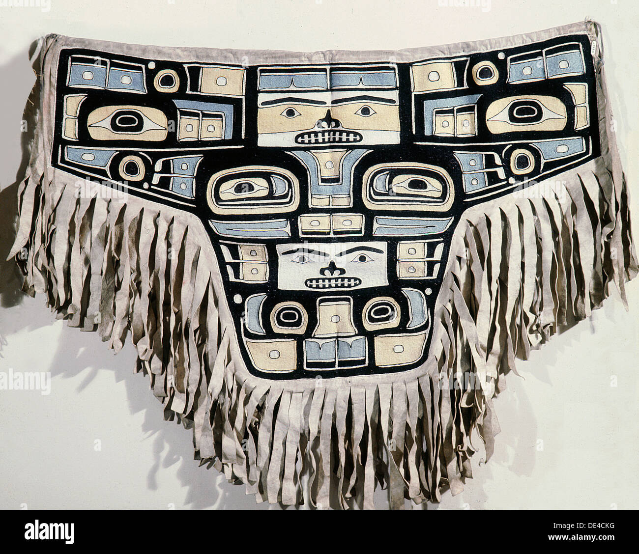 Chilkat weaving hi-res stock photography and images - Alamy