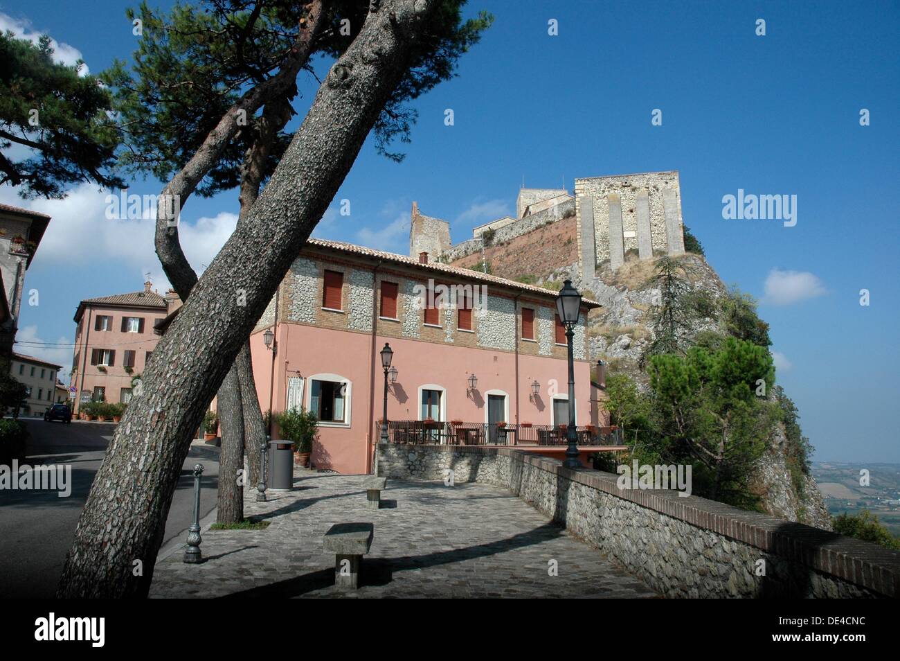 Verucchio rimini italy view town hi-res stock photography and images ...