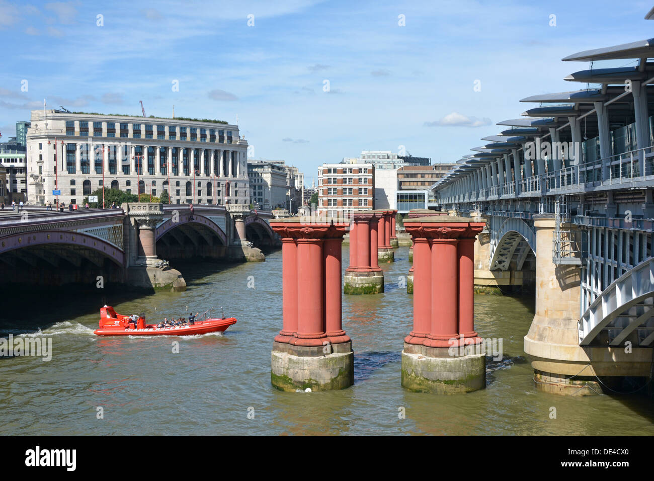 Old blackfriars bridge hi-res stock photography and images - Alamy