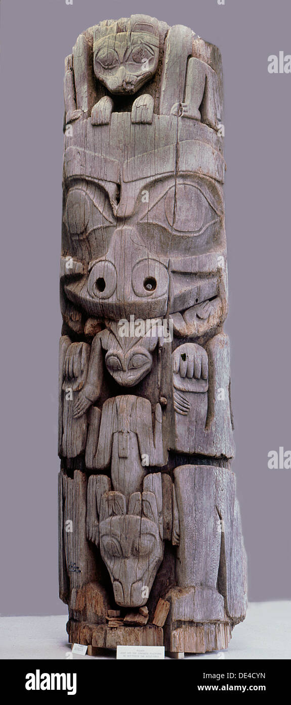 Section totem pole hi-res stock photography and images - Alamy