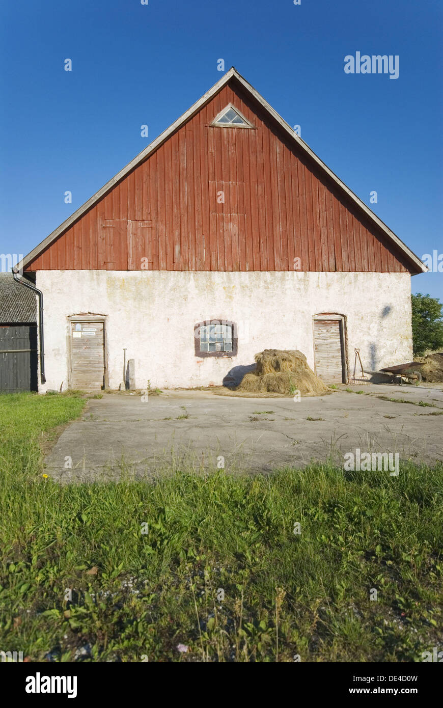Big barn hi-res stock photography and images - Alamy