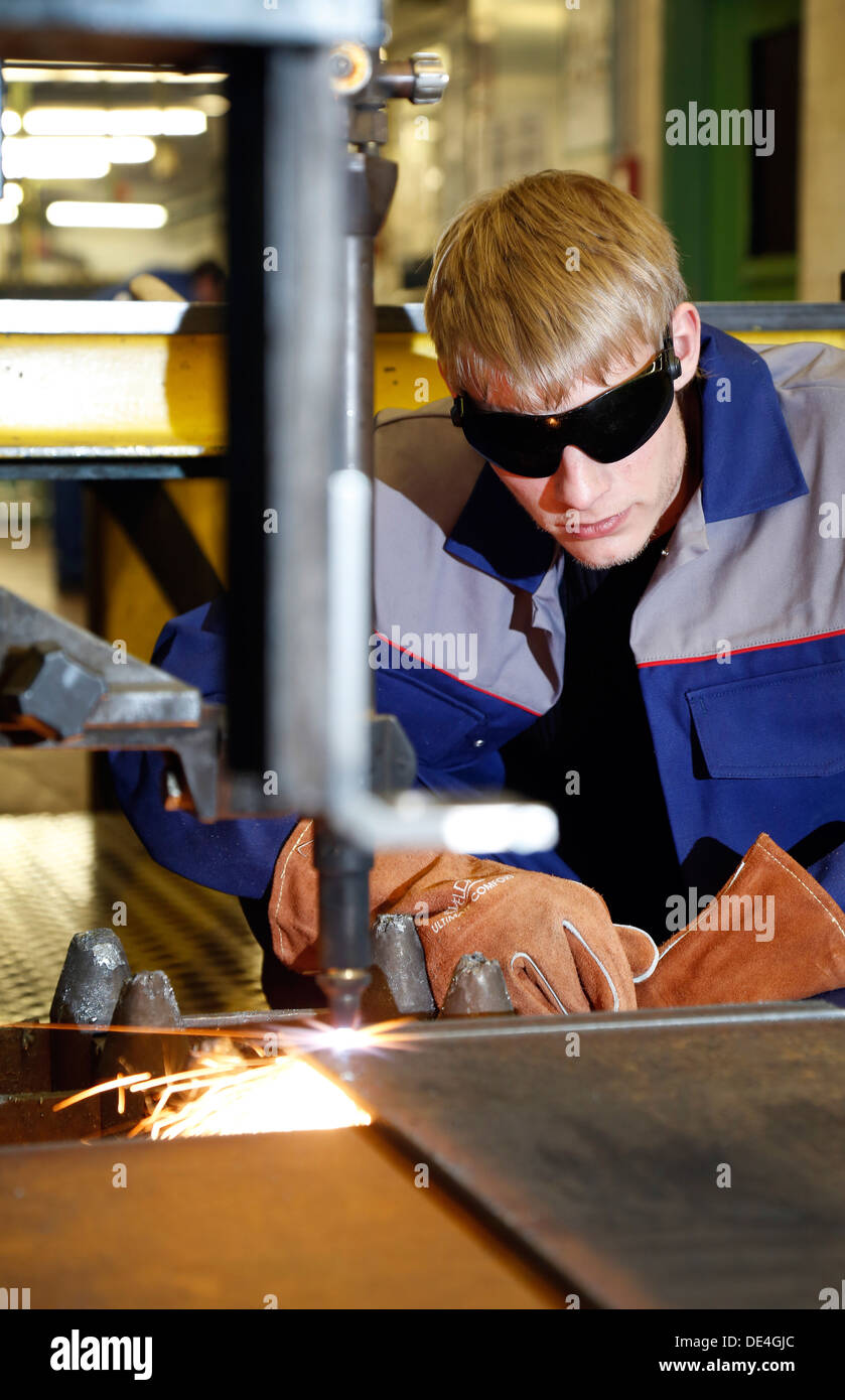 Welding organization hi-res stock photography and images - Alamy