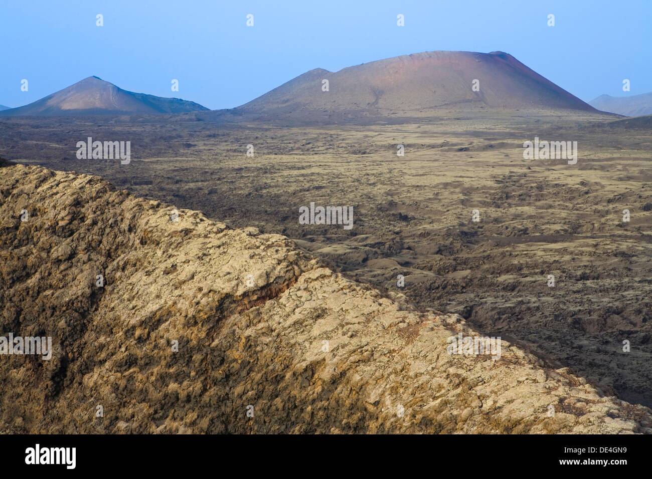 Volcan del cuervo hi-res stock photography and images - Alamy