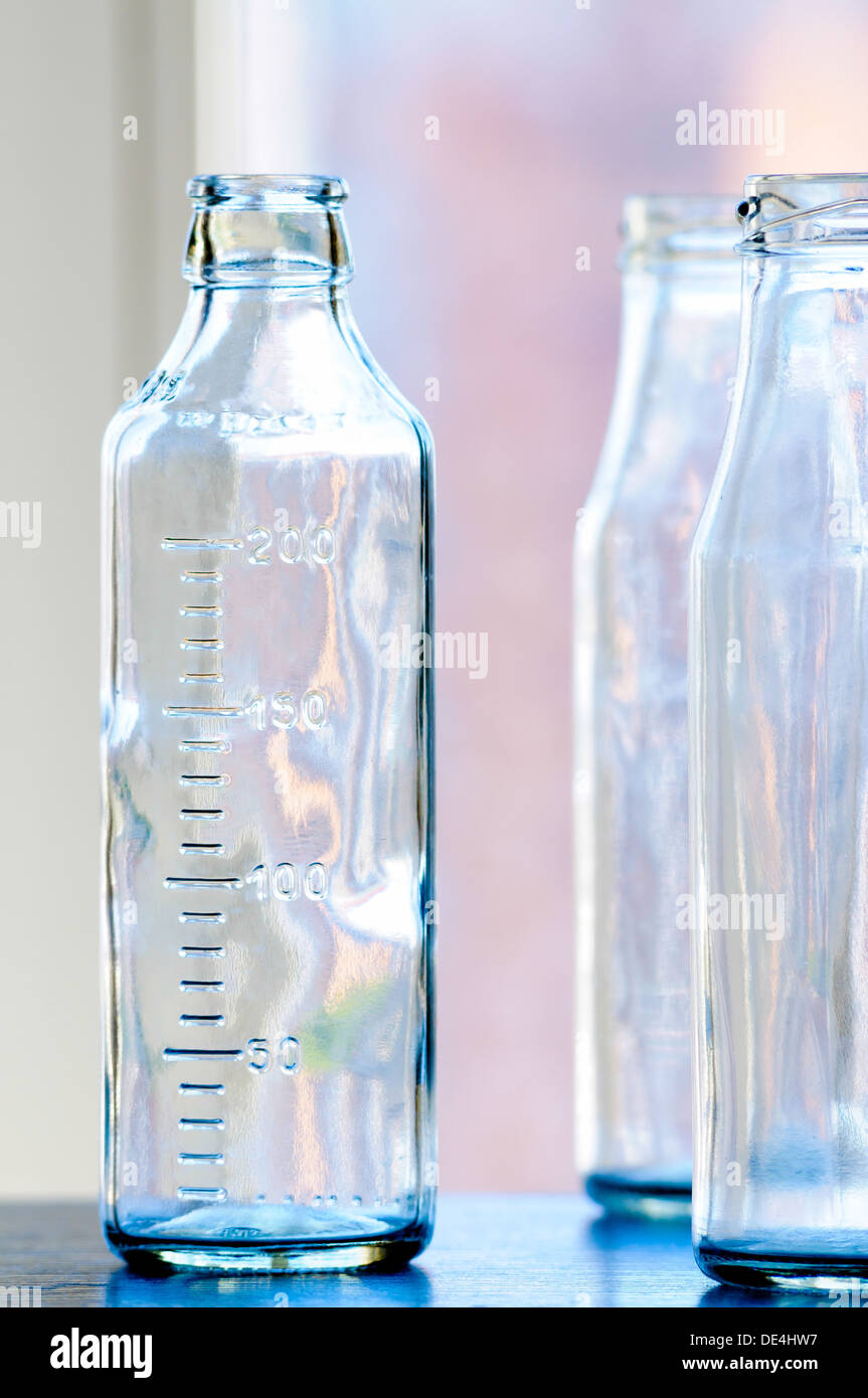 Graduated glass tube hi-res stock photography and images - Alamy