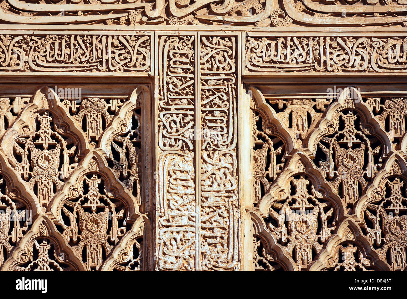 Arabic background, stucco ornaments Stock Photo - Alamy