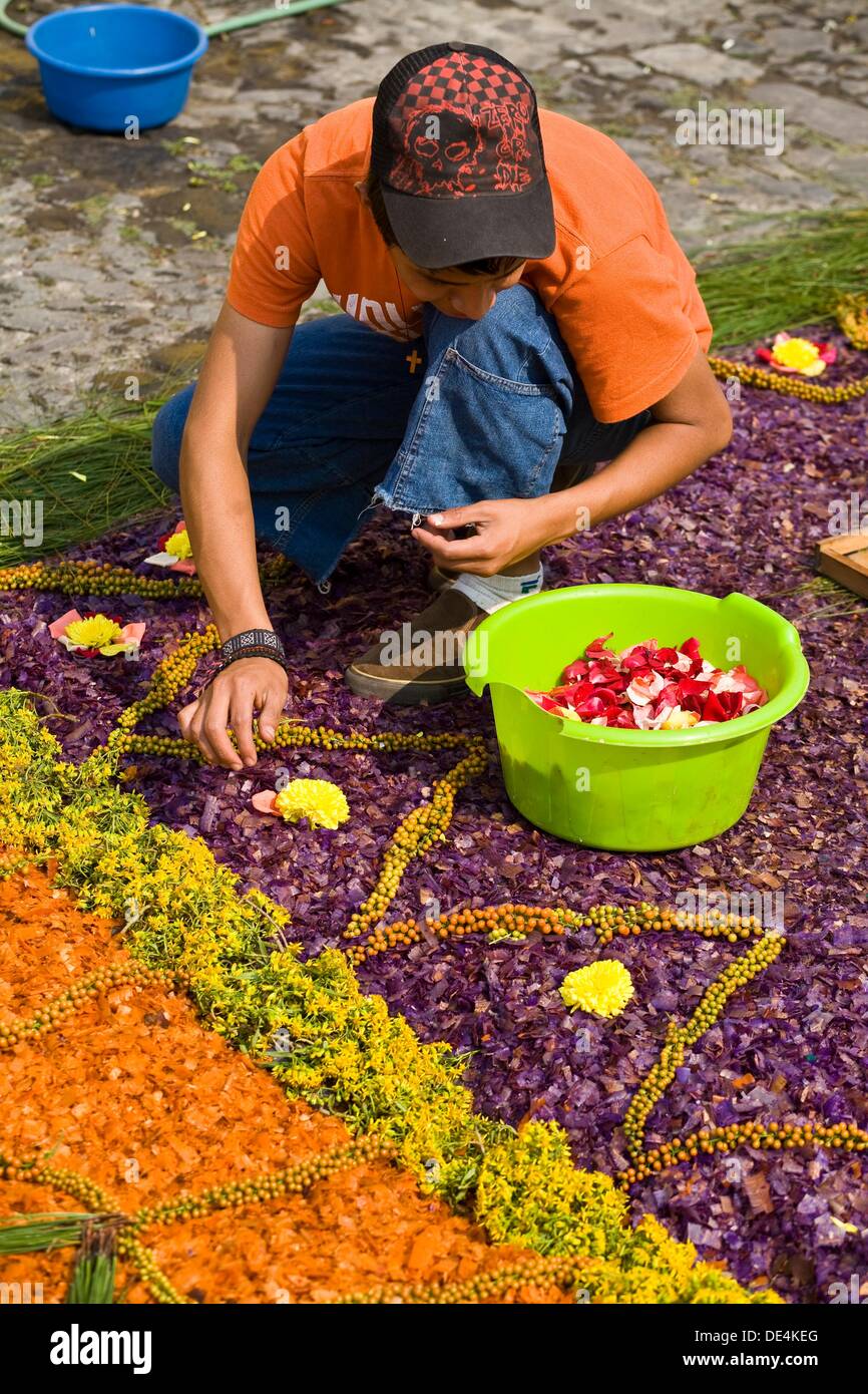 Holy carpet hi-res stock photography and images - Alamy