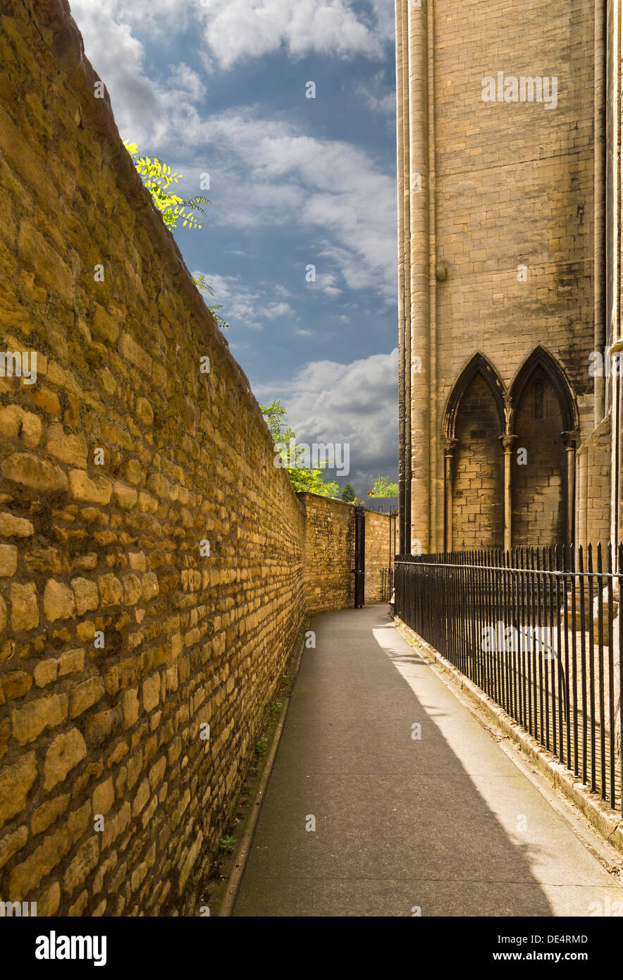 A pathway along Peterborough cathedral Stock Photo - Alamy