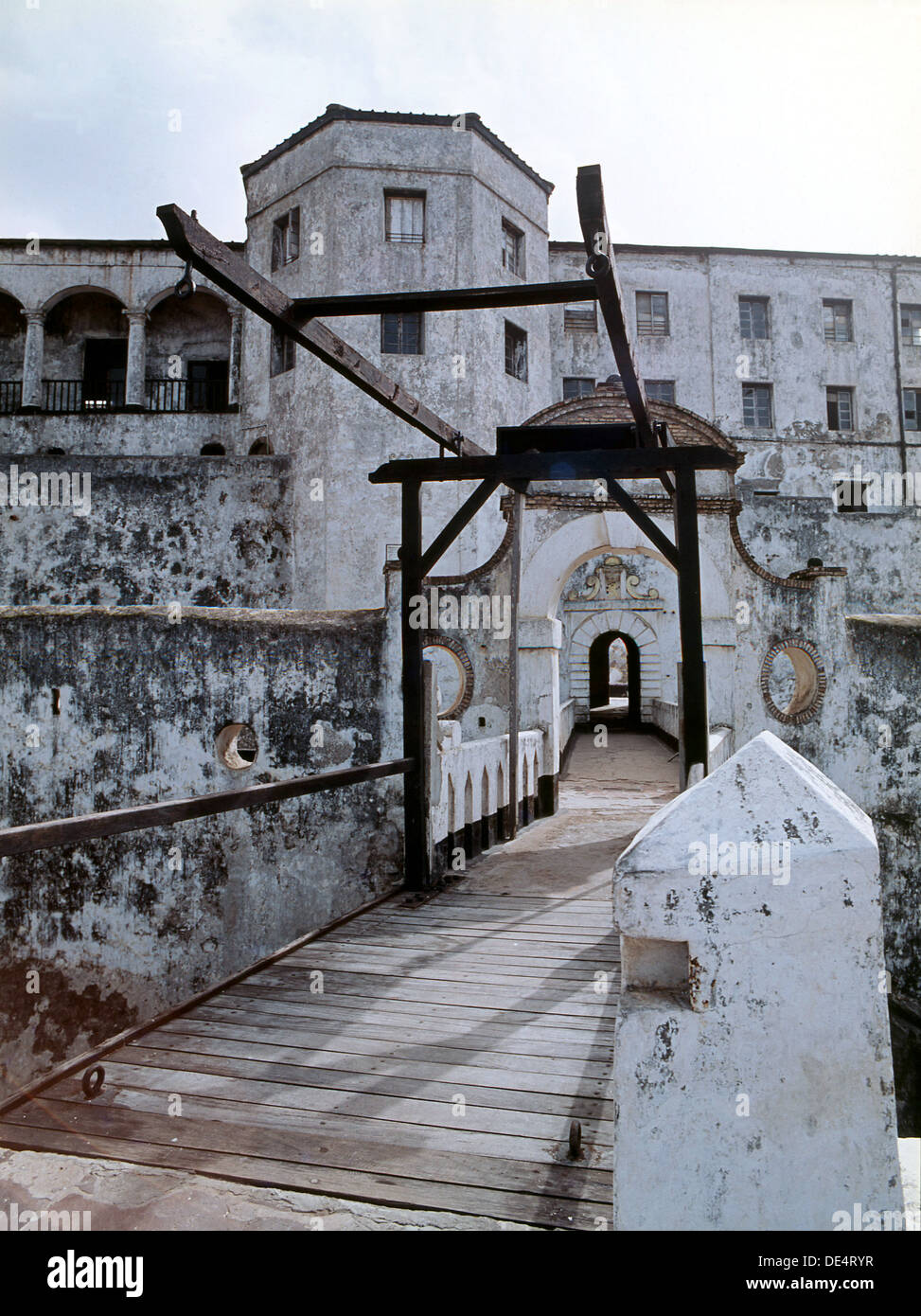 Elmina castle built portuguese in hi-res stock photography and images ...