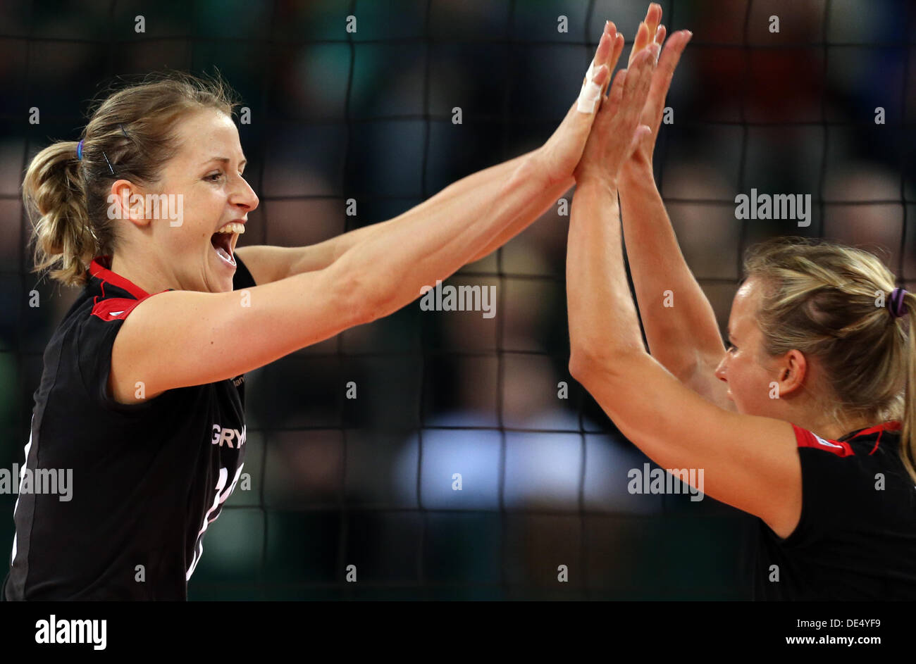 Heike Beier (L-R) and Kathleen Weiss of Germany celebrate during their ...