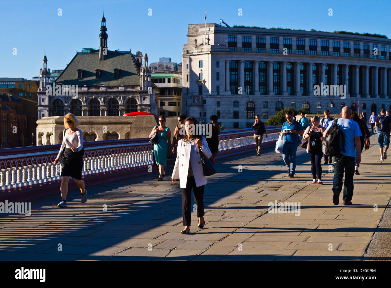 Blackfriars road bridge-London Stock Photo - Alamy
