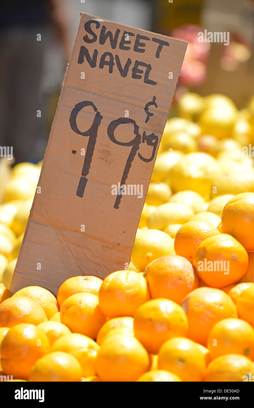 Price tag hi-res stock photography and images - Alamy