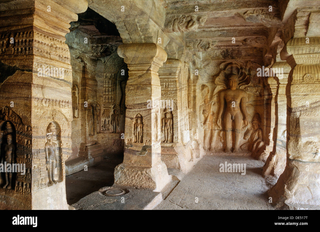 Badami cave 4 hi-res stock photography and images - Alamy