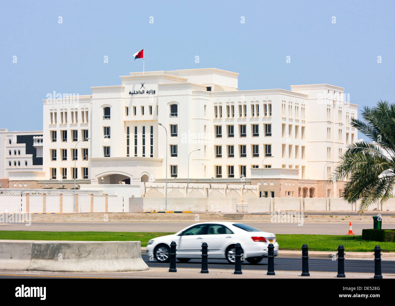 Indian embassy in the building hi-res stock photography and images - Alamy