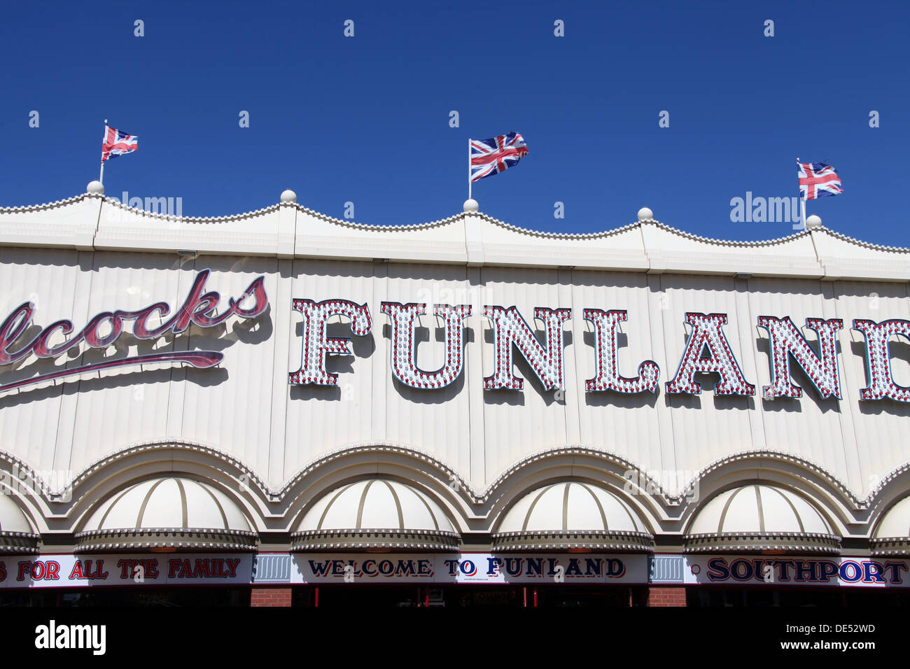 Southport funland arcade hi-res stock photography and images - Alamy