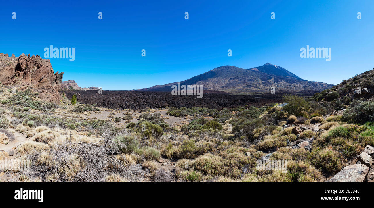 Mt Teide volcano in the Teide National Park, UNESCO World Heritage Site ...