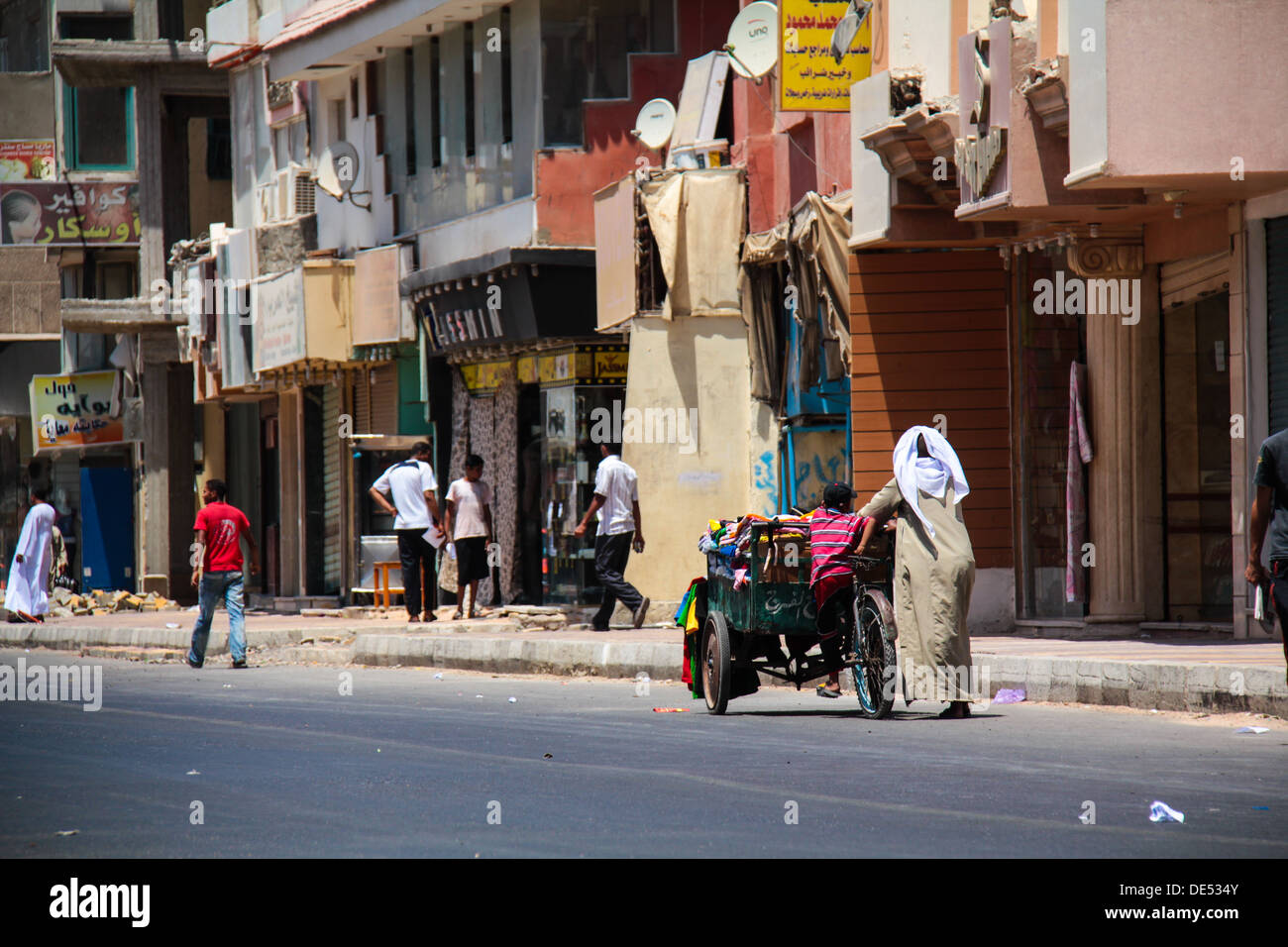 Hurghada middle east architecture hi-res stock photography and images ...