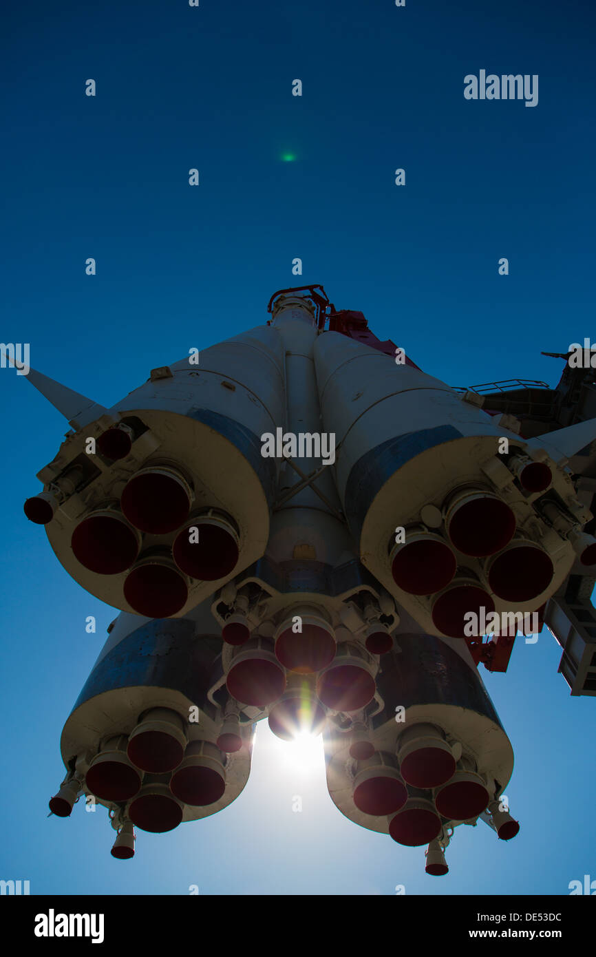 Rocket ship hi-res stock photography and images - Alamy
