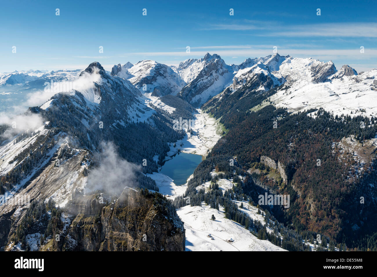 Suisse snow covered snowcapped hi-res stock photography and images - Alamy