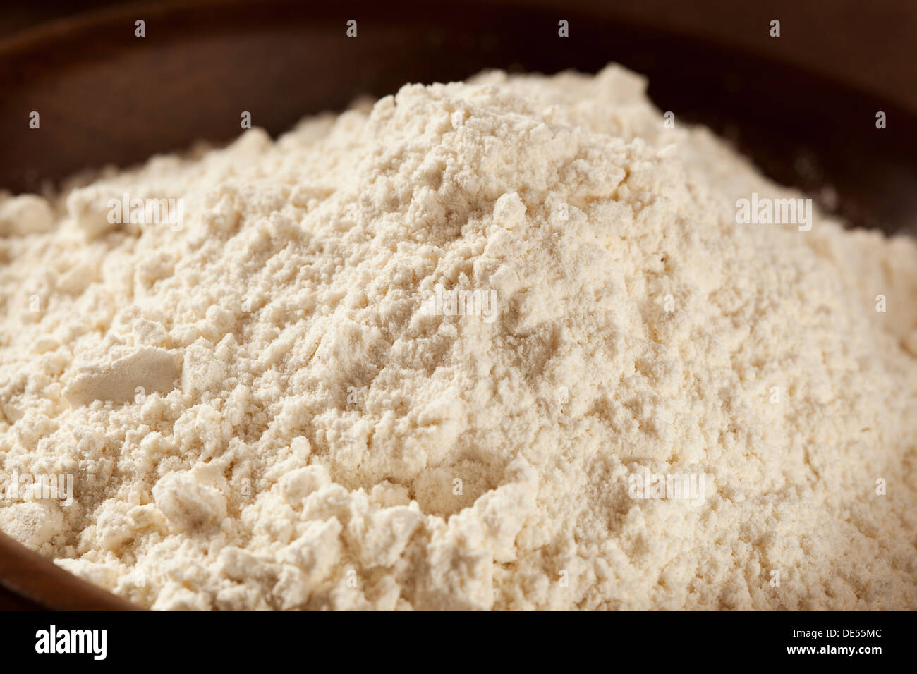 Organic Whole Wheat Flour Ready For Baking Stock Photo - Alamy