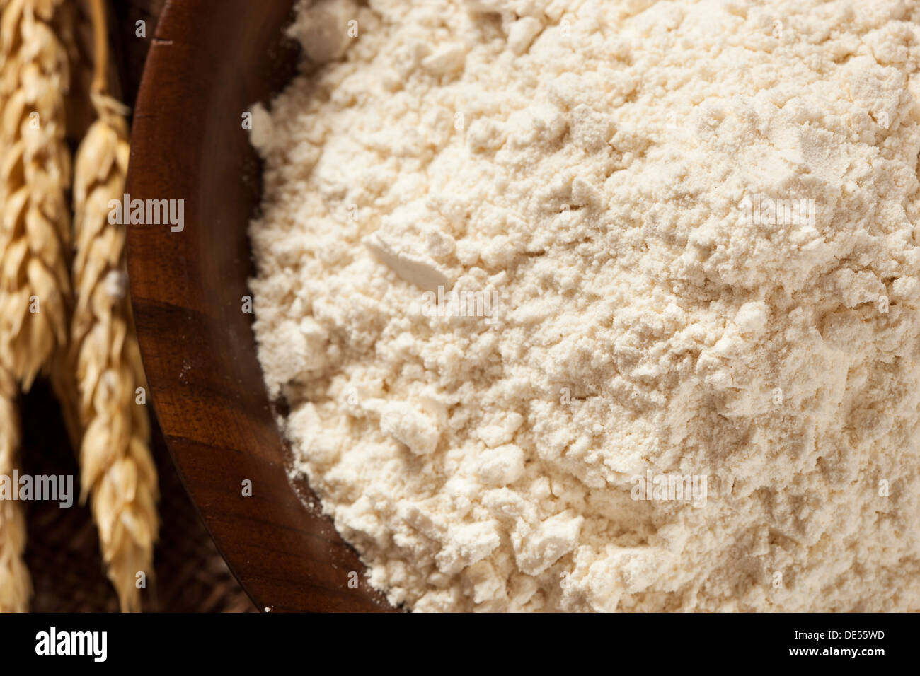 Organic Whole Wheat Flour Ready For Baking Stock Photo - Alamy